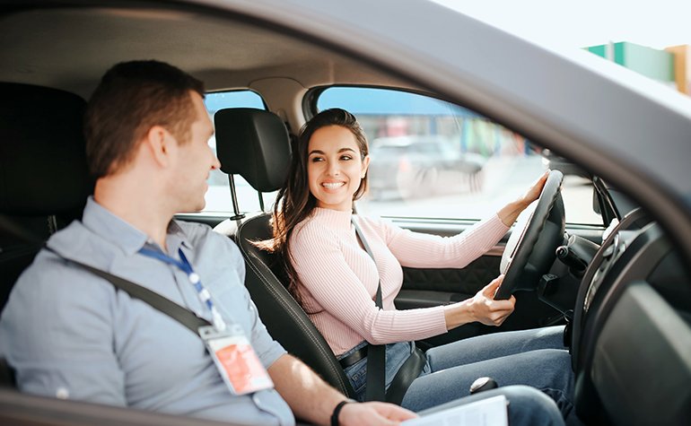 Sehtest für den Führerschein: Ablauf und Kosten | Brille24 DE