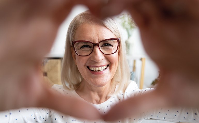 Kann man alte Brillen spenden? | Brille24 DE